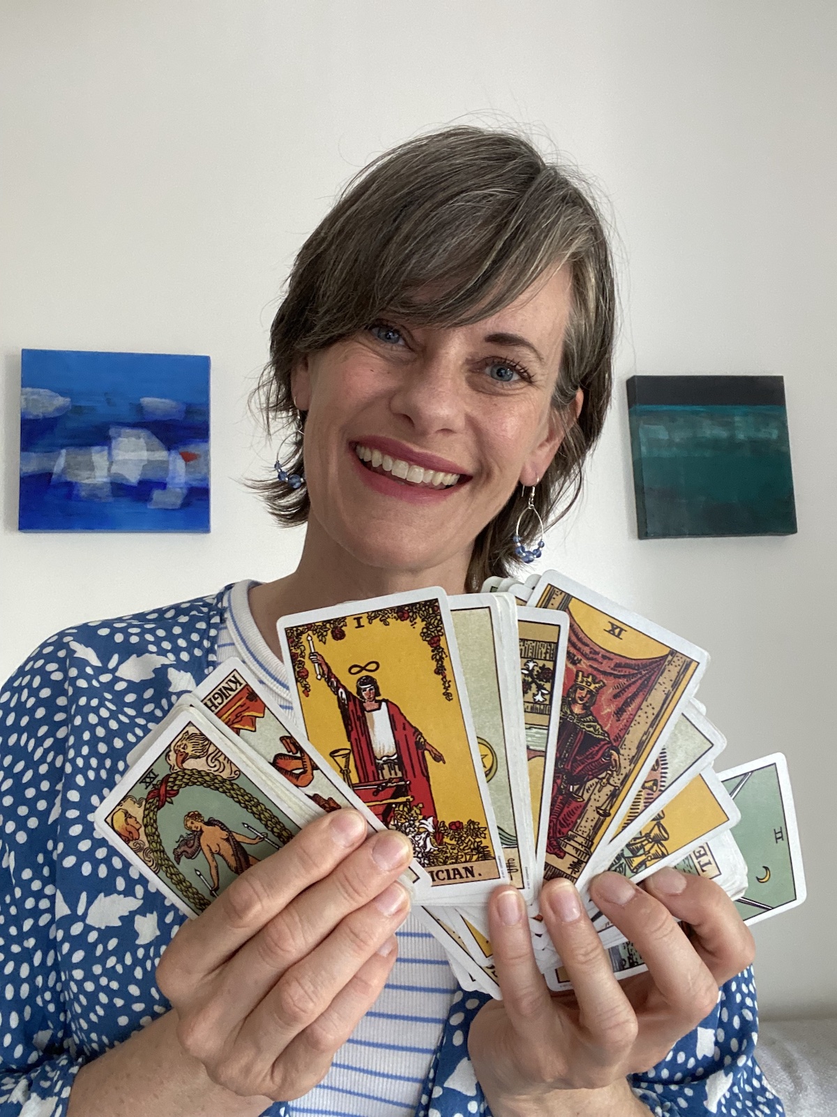 Get The Tarot Sessions Directly to Your Inbox!