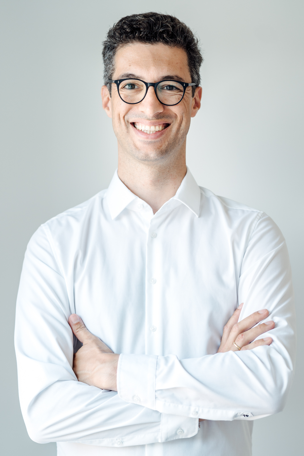Die wichtigsten Infos in Ihrer Inbox - Dr. Kurosch Borhanian